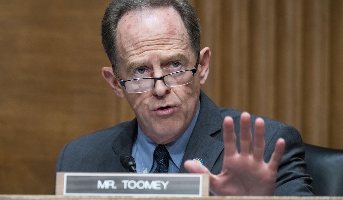 Sen. Pat Toomey knocks Trump for 'unbelievably terrible rollout' of ...